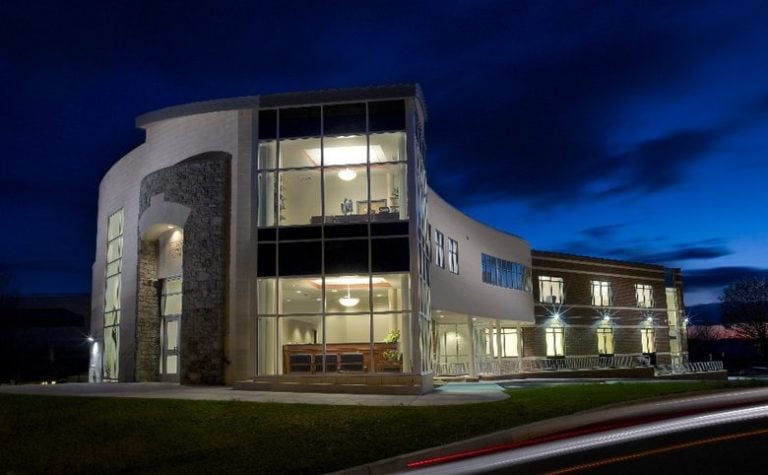 Campus Virtual Tour - Lancaster Mennonite