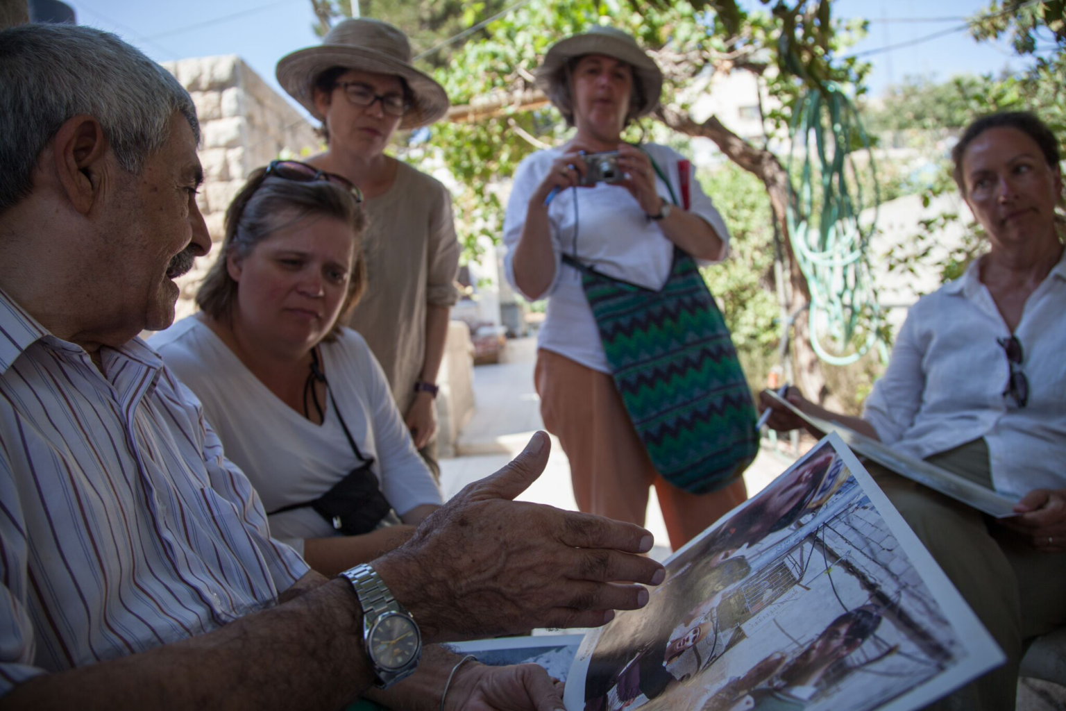 MODELING JESUS’ PEACE AND NON-VIOLENCE, AMY (YODER) MCGLOUGHLIN ‘90 ...