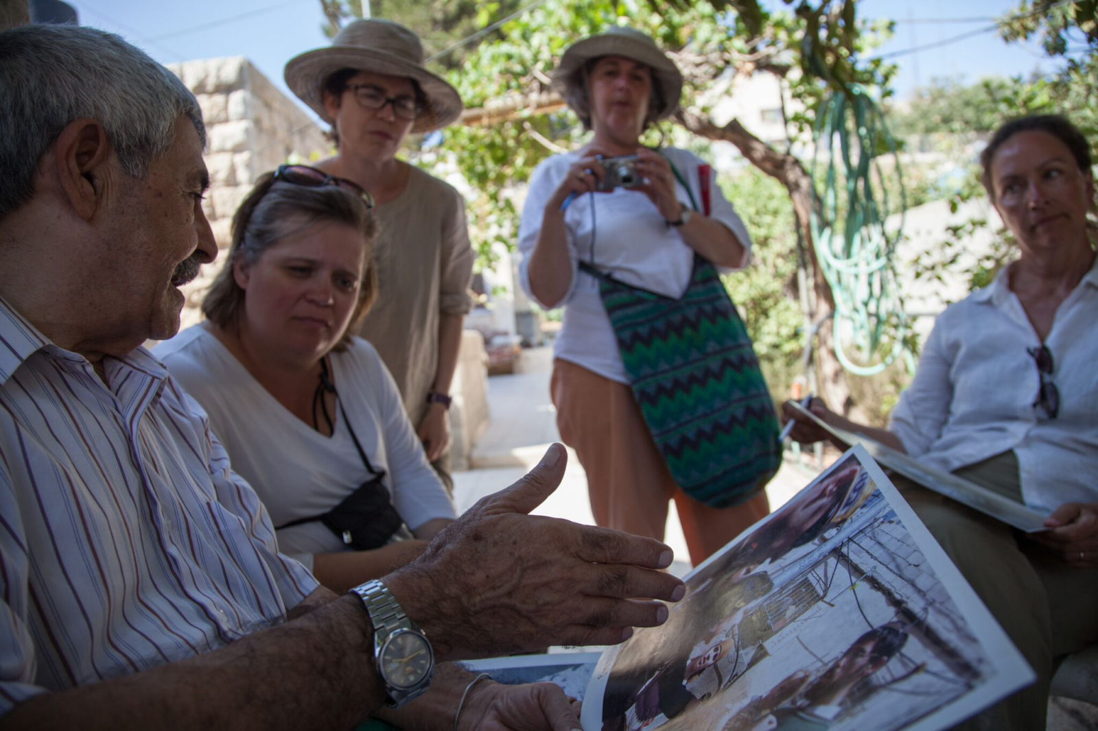 MODELING JESUS’ PEACE AND NON-VIOLENCE, AMY (YODER) MCGLOUGHLIN ‘90 ...